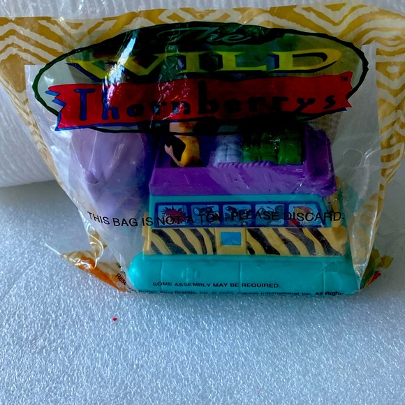 Toys | Nip Wild Thornberrys Comvee Boat Purple Hippo 200 Burger King ...